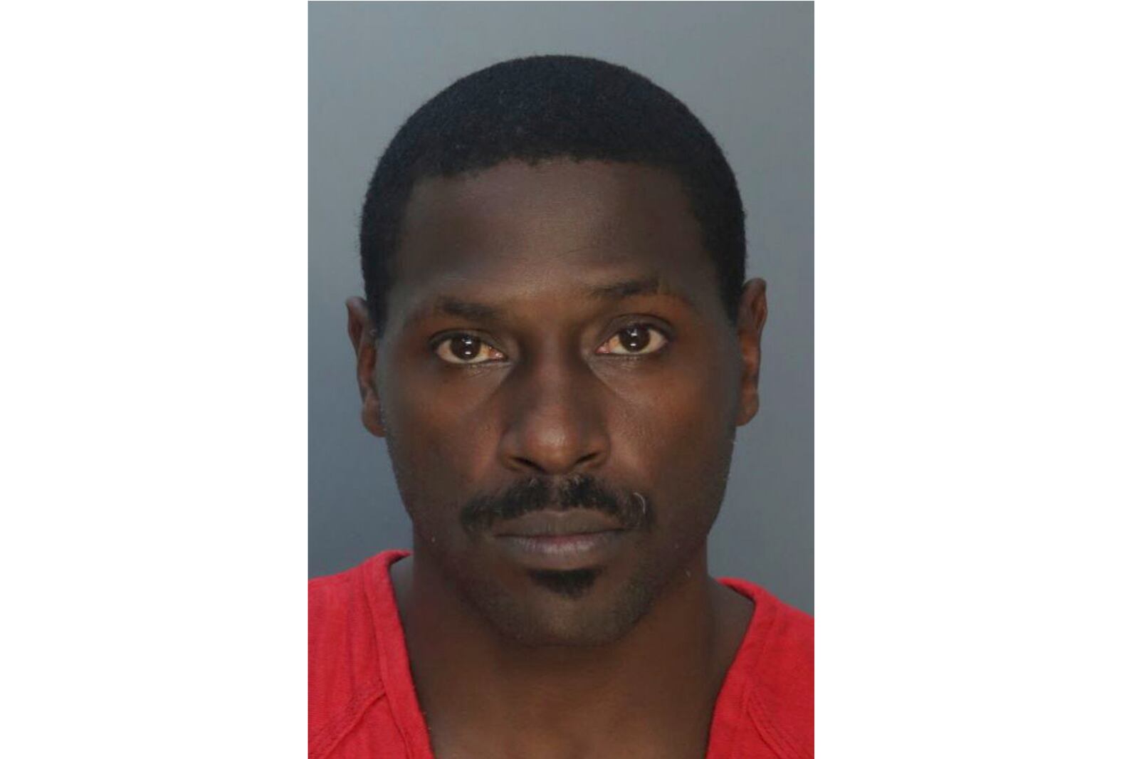 Ex-NFL star Antonio Brown gets $25K bail and GPS monitor on Miami attempted murder charge