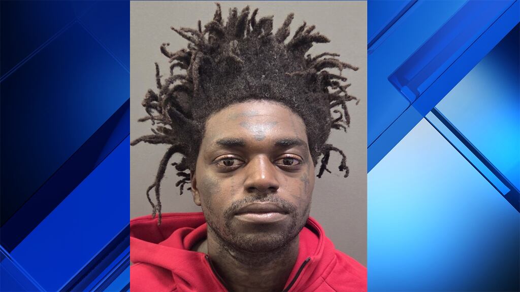 Arrestan a rapero Kodak Black en Orange County por cargo de tráfico de ...