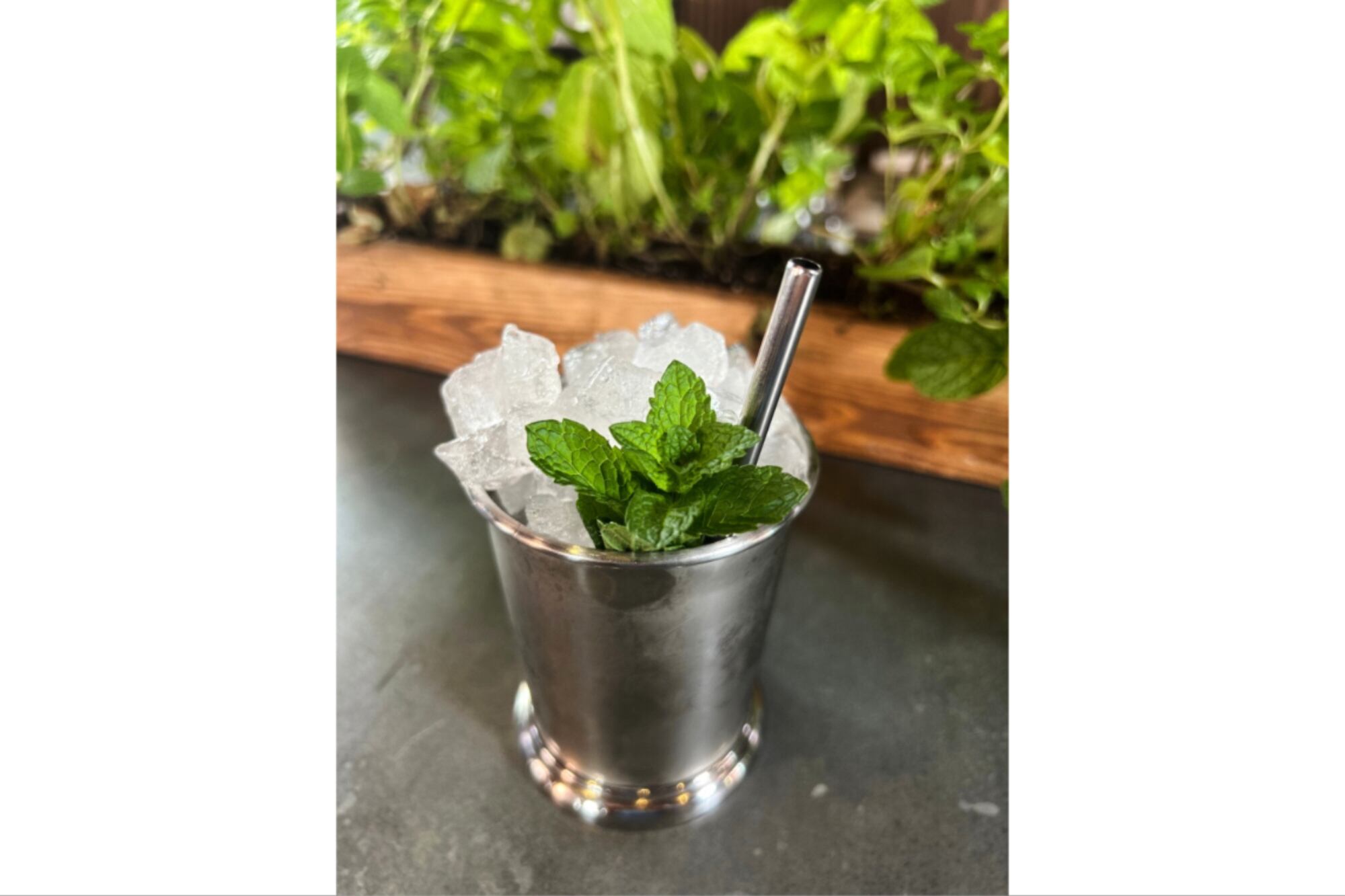 Stir well, slap lightly. Tips for making a mint julep worthy of the ...