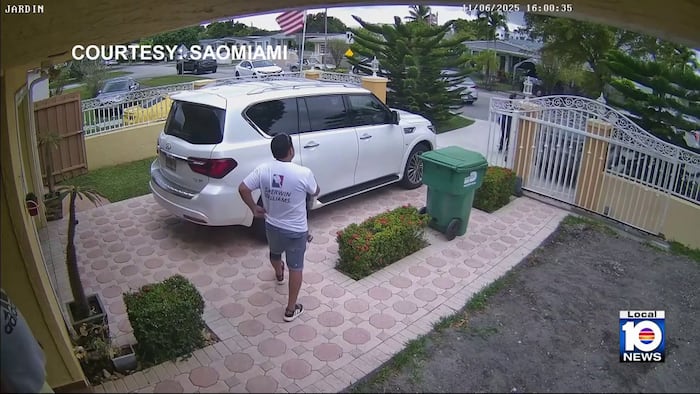 Video shows road rage suspect pointing gun at couple in southwest Miami ...